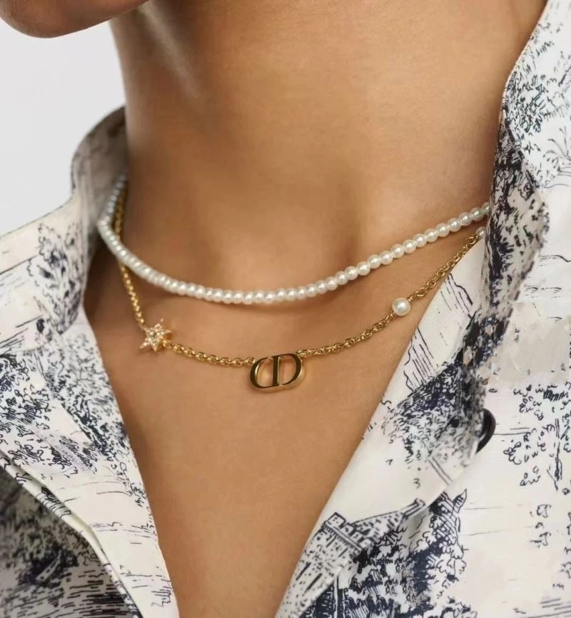 Top mirror Christian Dior Necklaces