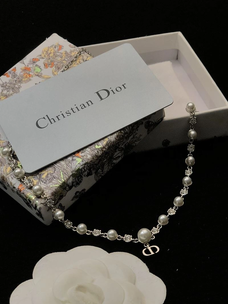 High fidelity Christian Dior Necklaces