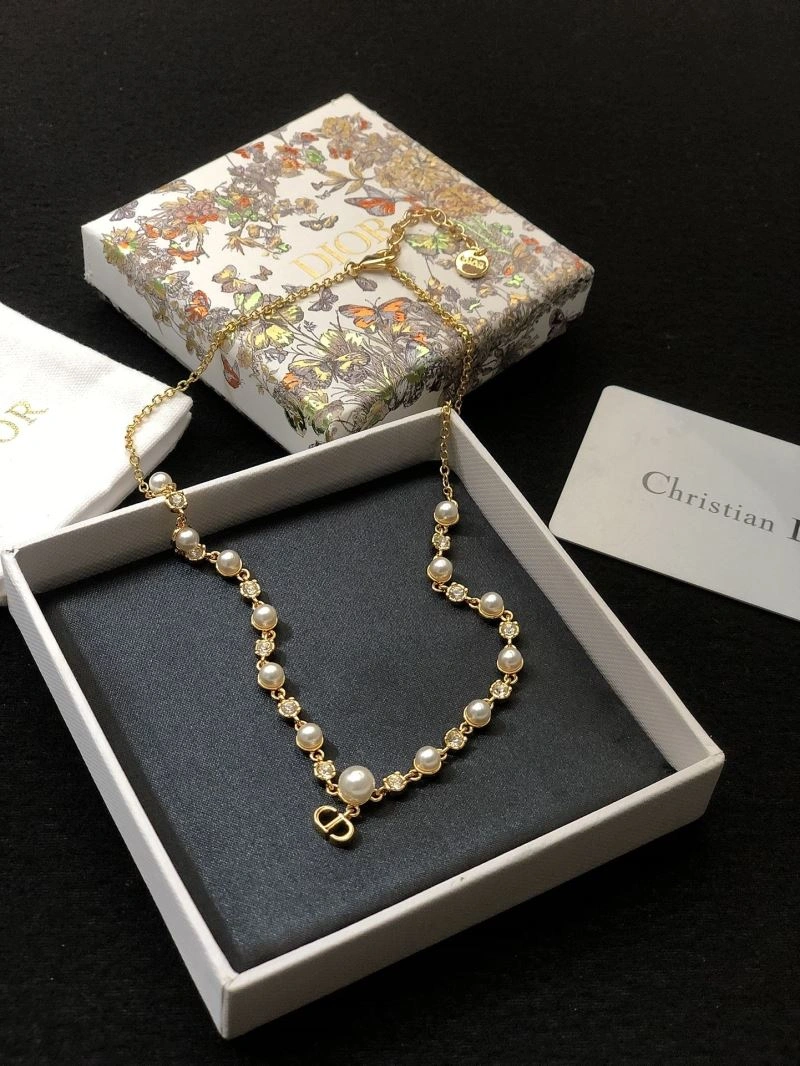 Economical Christian Dior Necklaces