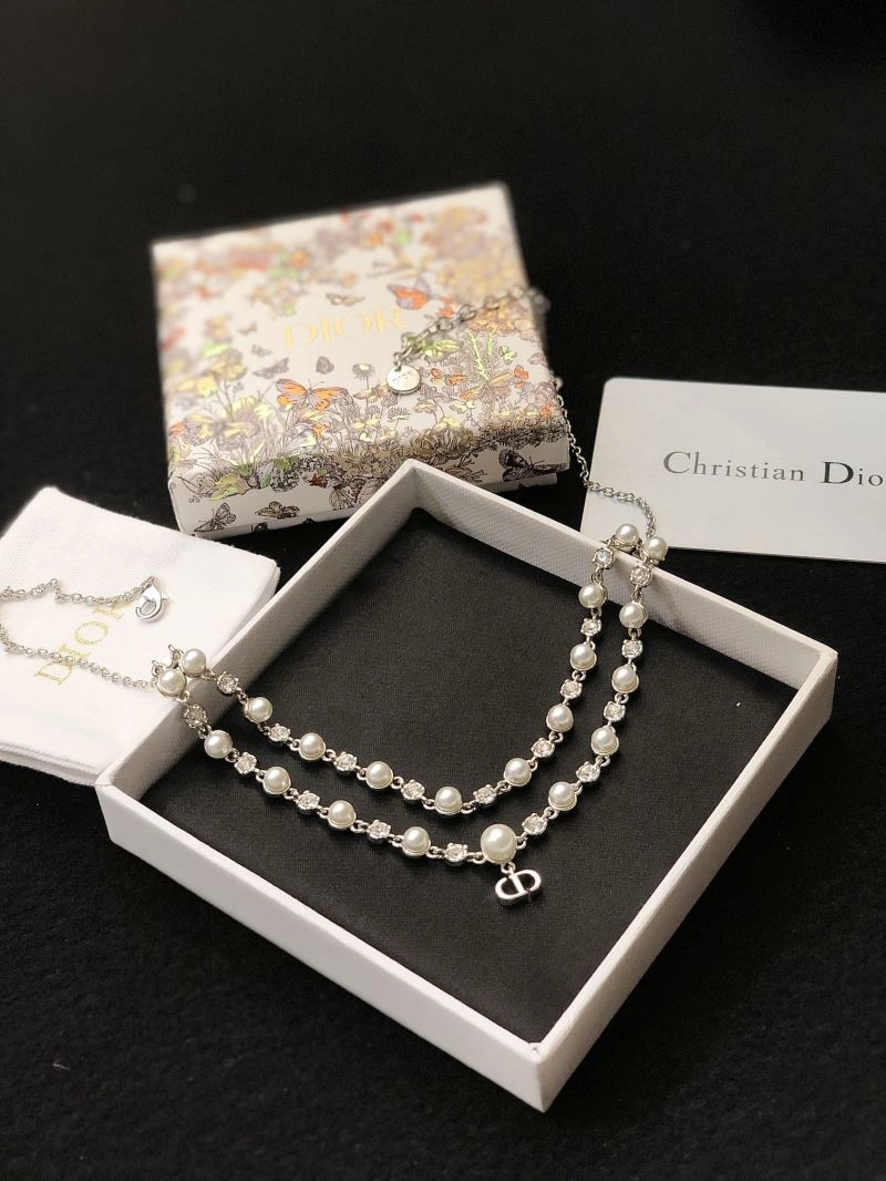 Top mirror Christian Dior Necklaces