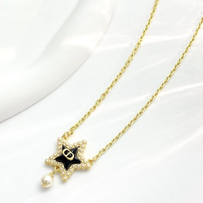 Economical Christian Dior Necklaces