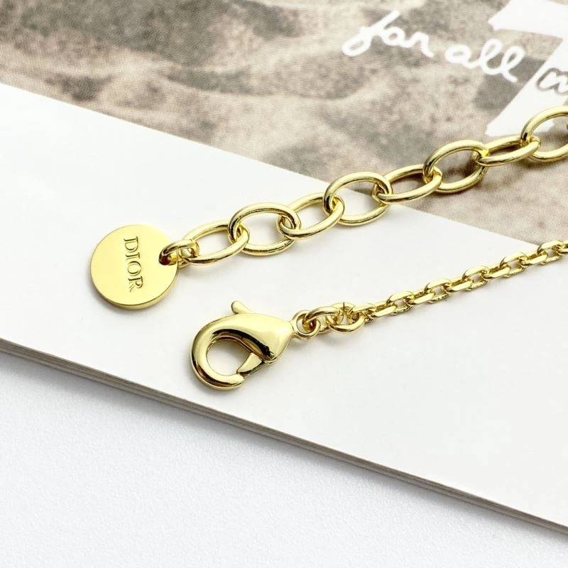 Economical Christian Dior Necklaces