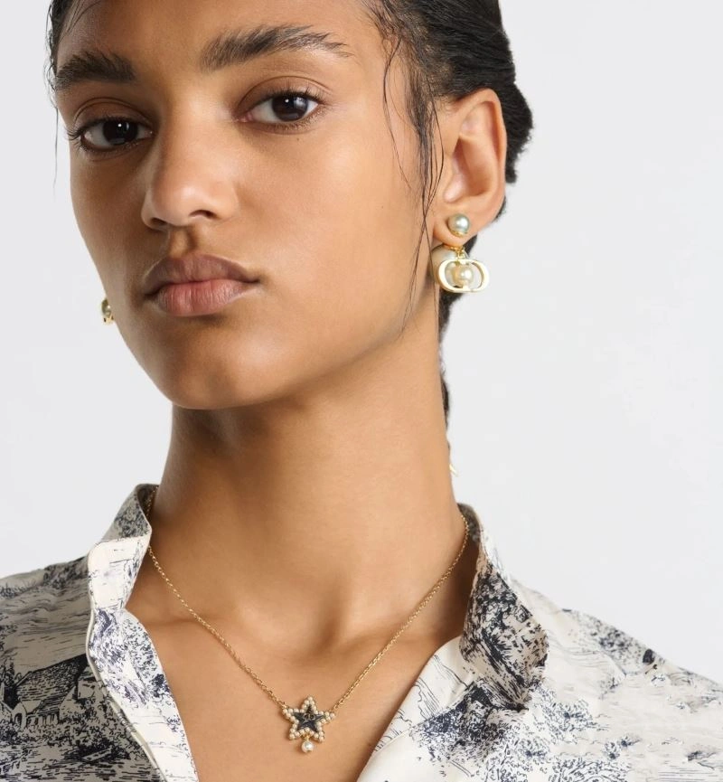 Economical Christian Dior Necklaces