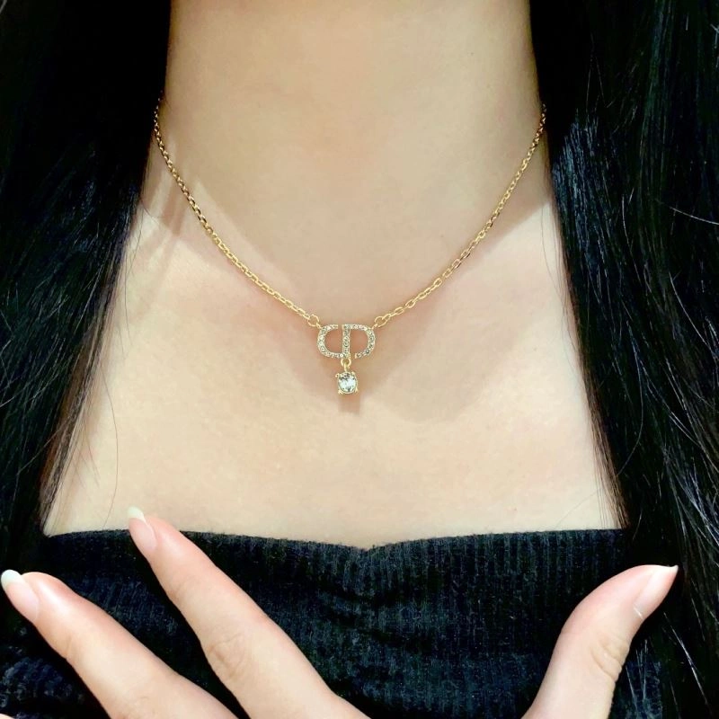 Cut-rate Christian Dior Necklaces