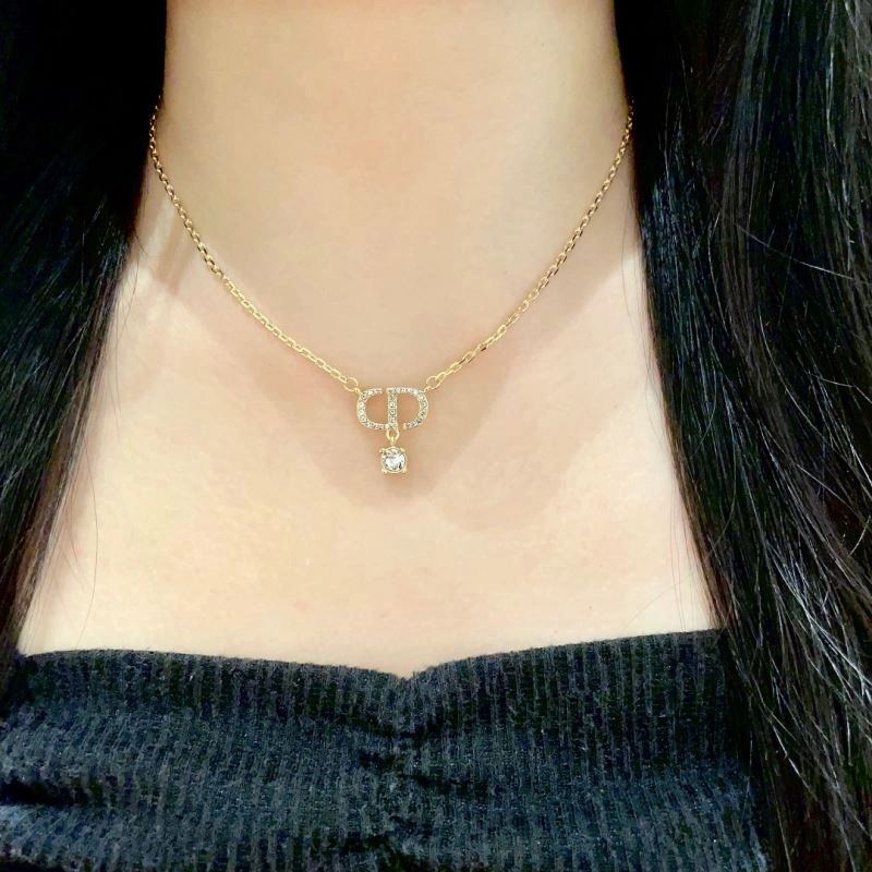 Cut-rate Christian Dior Necklaces