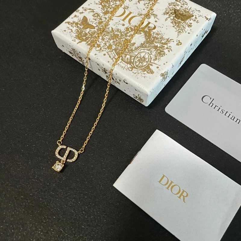 Cut-rate Christian Dior Necklaces