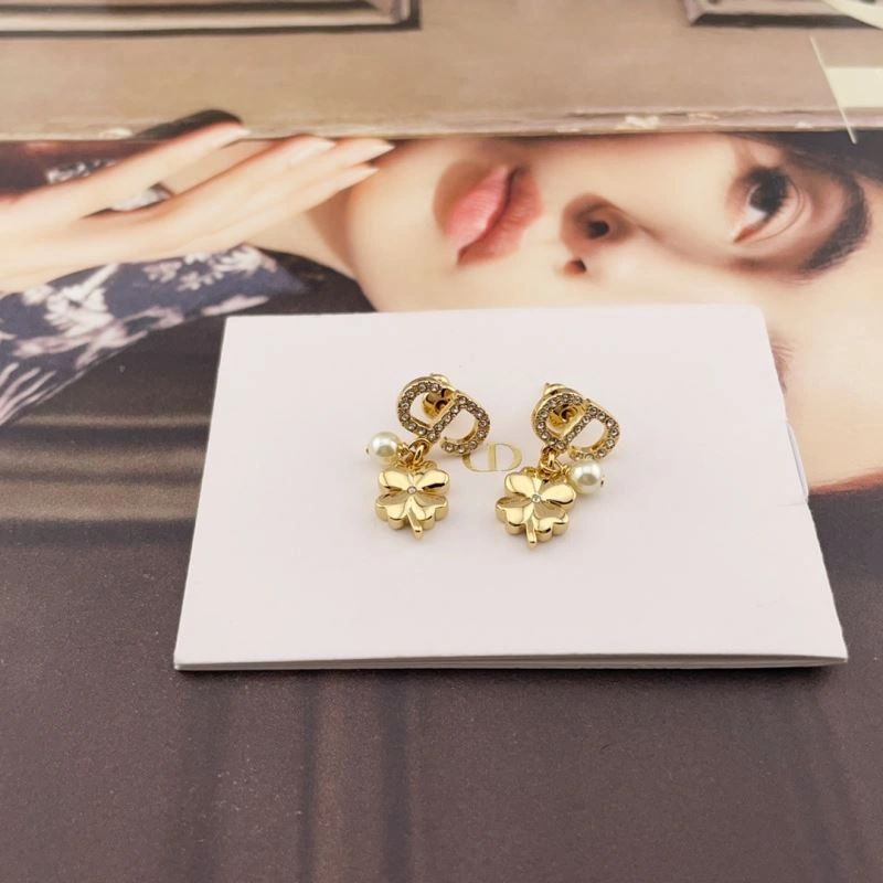 Top match Christian Dior Necklaces