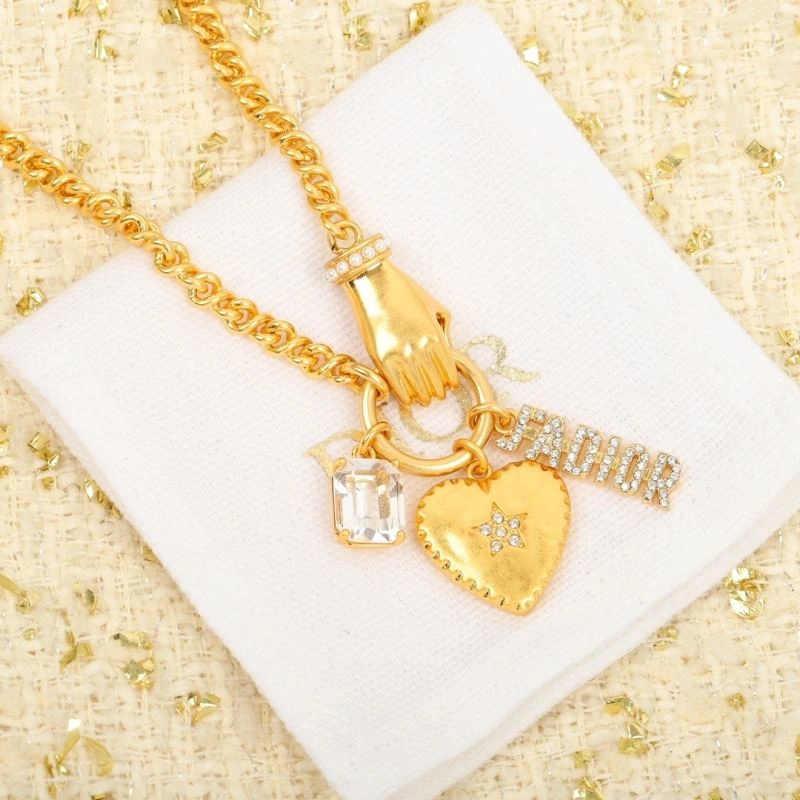 Cut-rate Christian Dior Necklaces