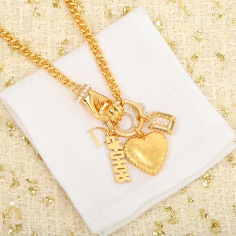 Cut-rate Christian Dior Necklaces