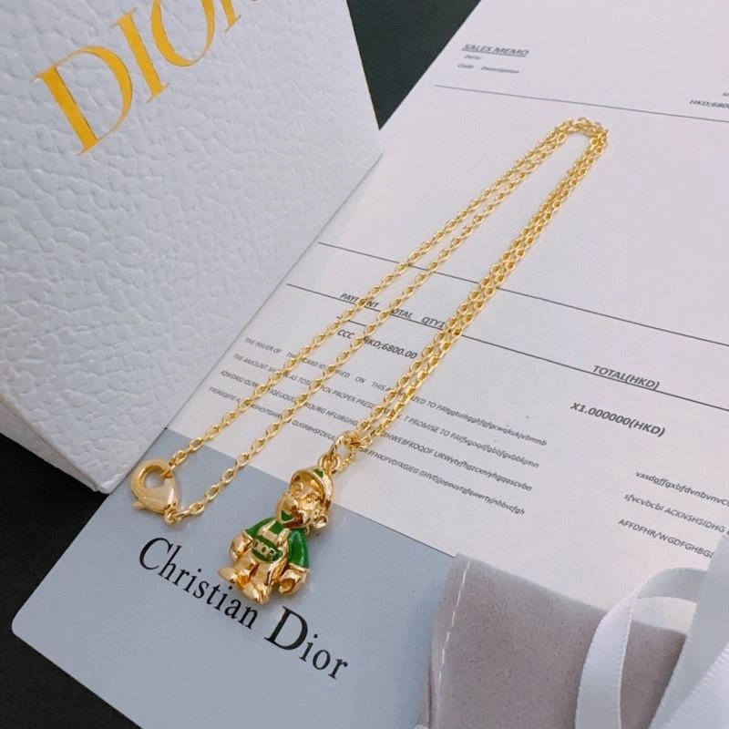 Bargain Christian Dior Necklaces