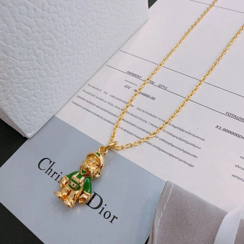 Bargain Christian Dior Necklaces