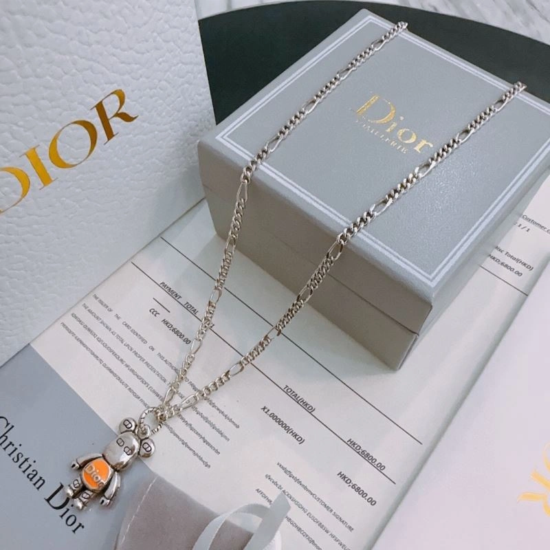 Top mirror Christian Dior Necklaces
