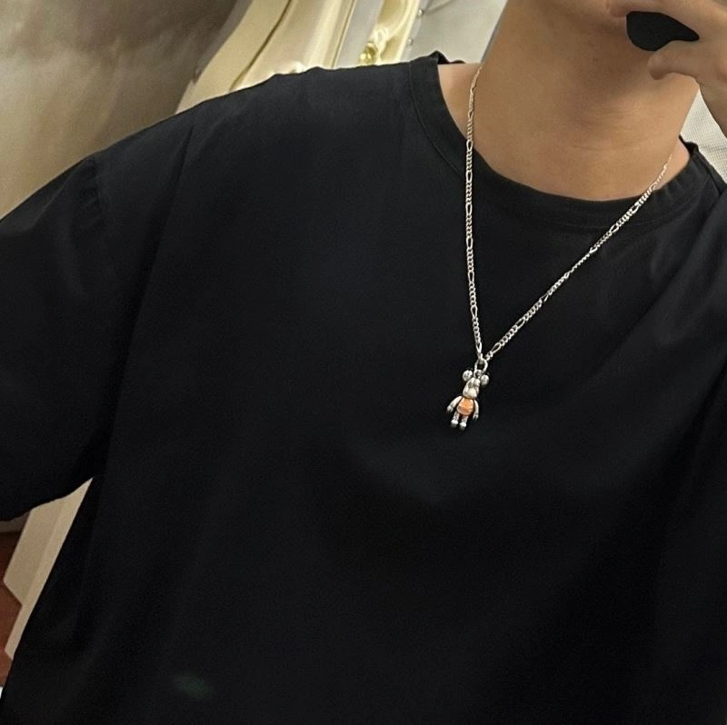 Top mirror Christian Dior Necklaces