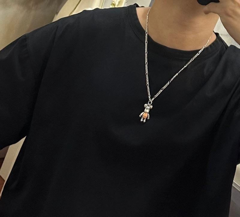 Top mirror Christian Dior Necklaces