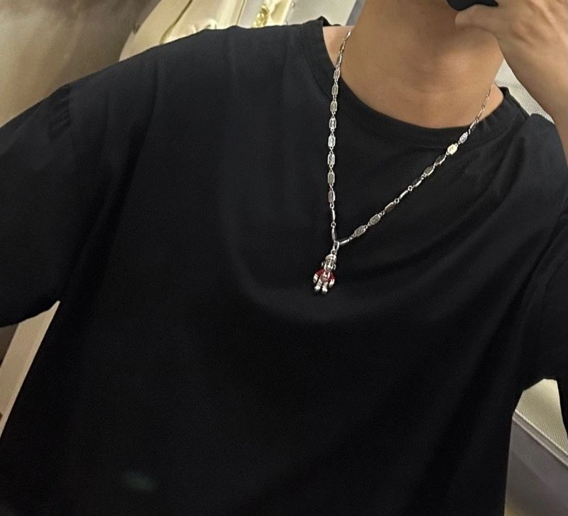 High fidelity Christian Dior Necklaces