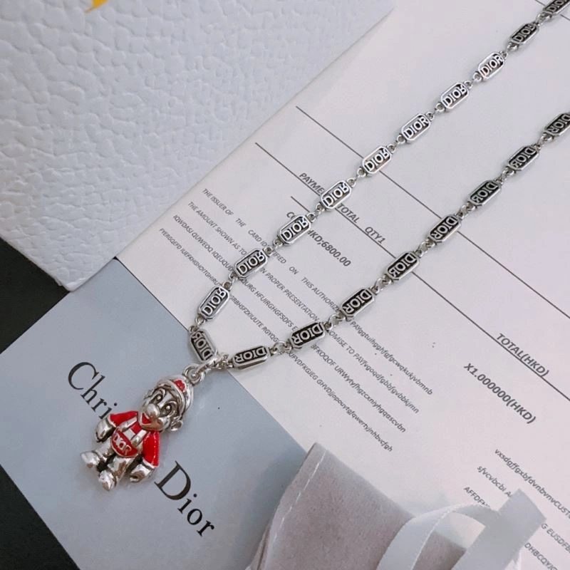High fidelity Christian Dior Necklaces