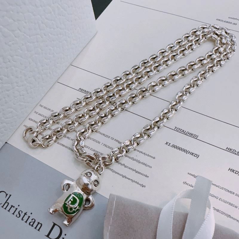 Discounted Christian Dior Necklaces