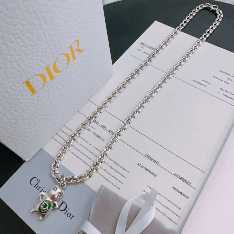 Discounted Christian Dior Necklaces