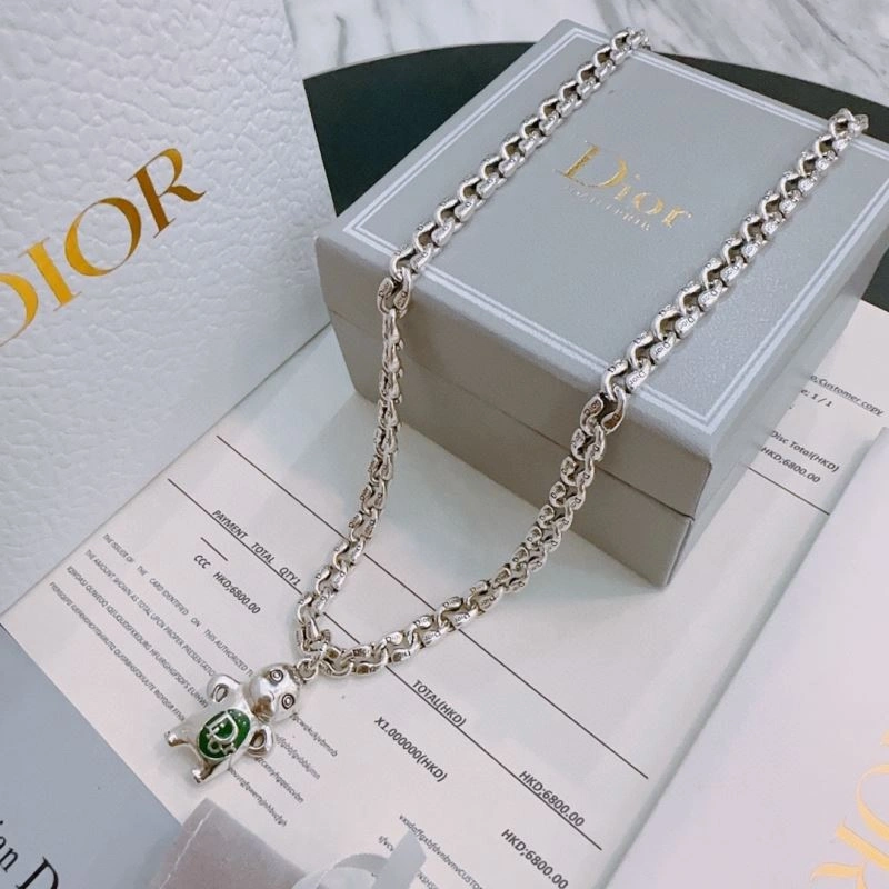 Discounted Christian Dior Necklaces