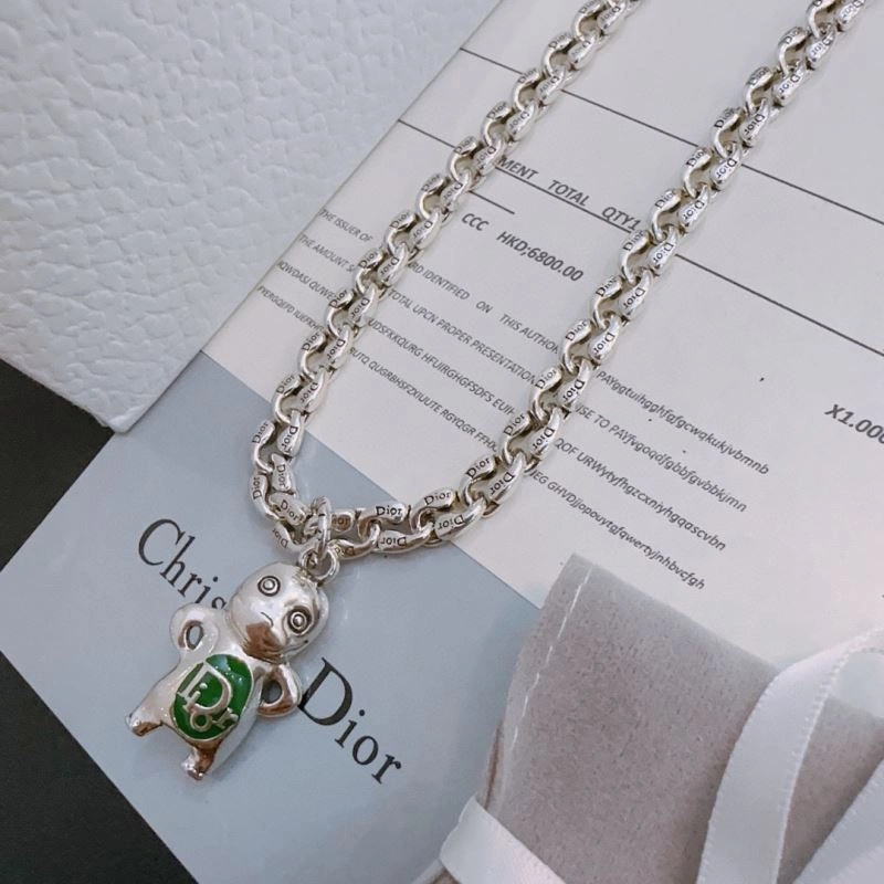 Discounted Christian Dior Necklaces