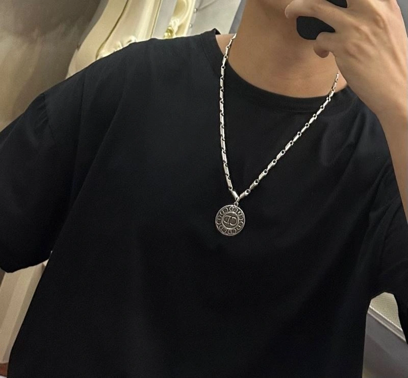 Reasonably priced Christian Dior Necklaces
