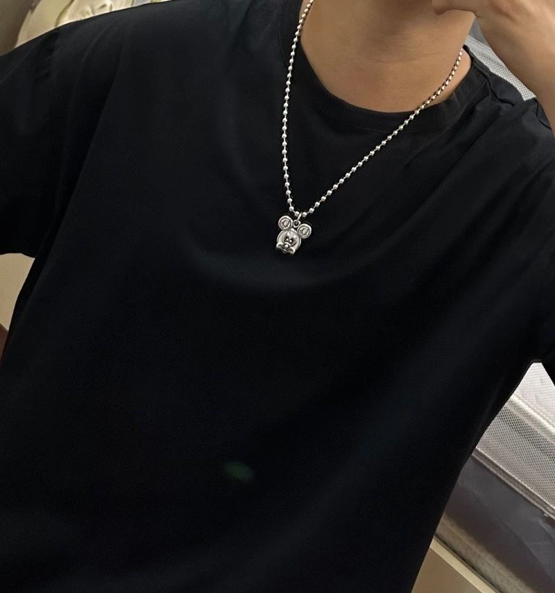 Factory-made Christian Dior Necklaces