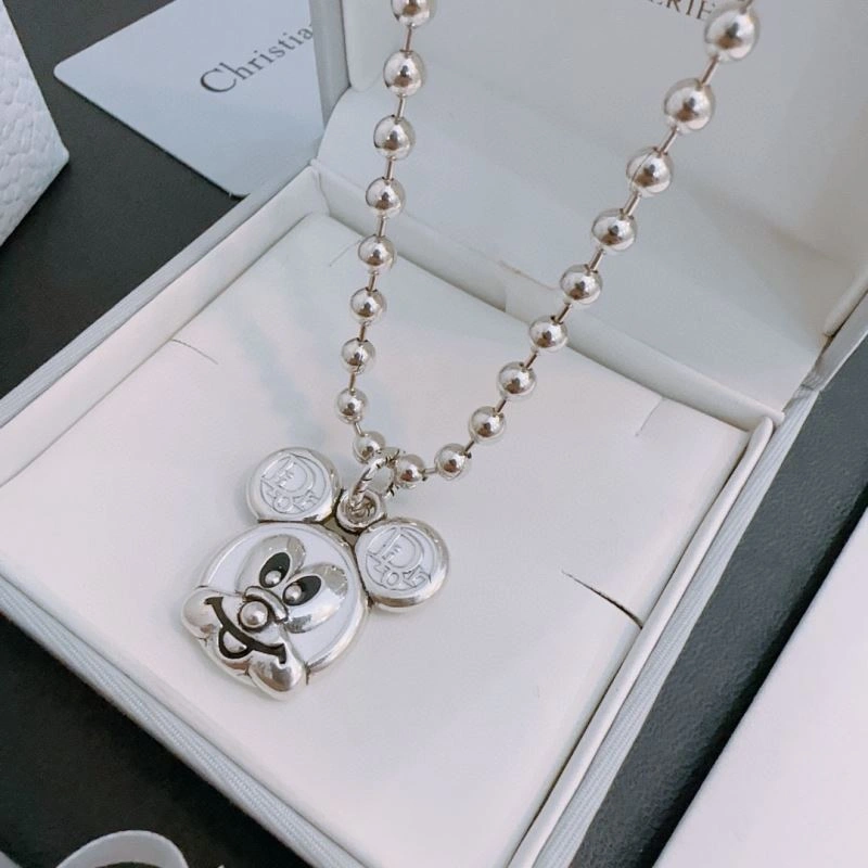 Factory-made Christian Dior Necklaces