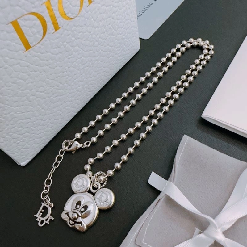 Factory-made Christian Dior Necklaces