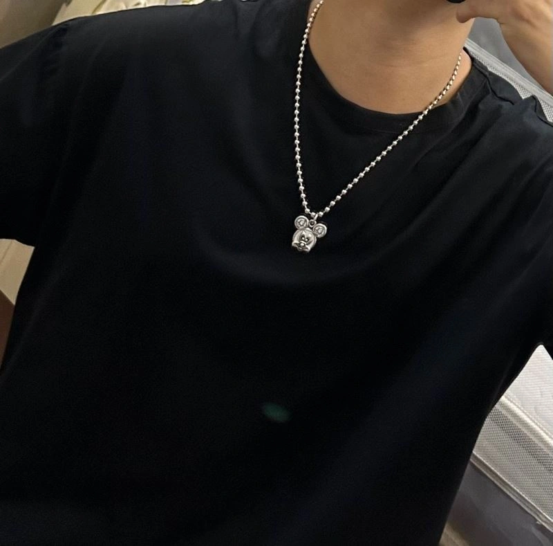 Factory-made Christian Dior Necklaces