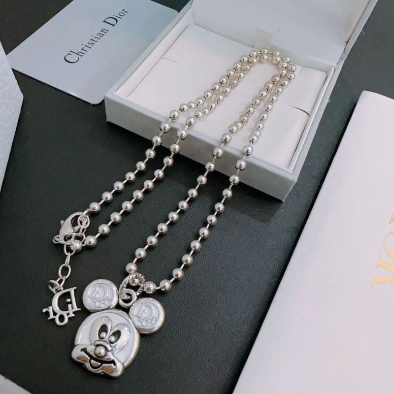 Factory-made Christian Dior Necklaces