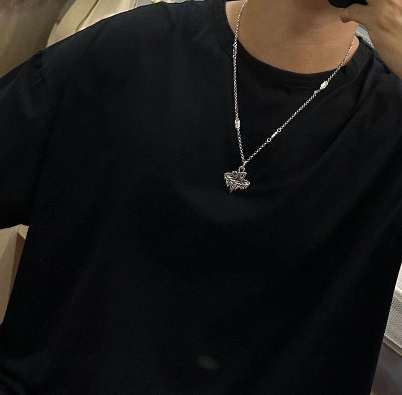 Cut-rate Christian Dior Necklaces