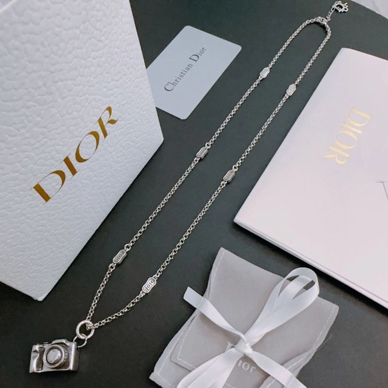 High accuracy Christian Dior Necklaces