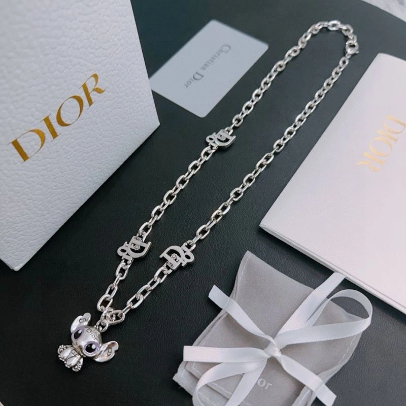 Discounted Christian Dior Necklaces