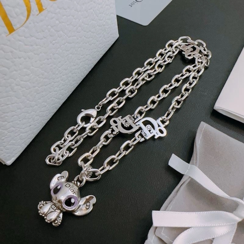 Discounted Christian Dior Necklaces