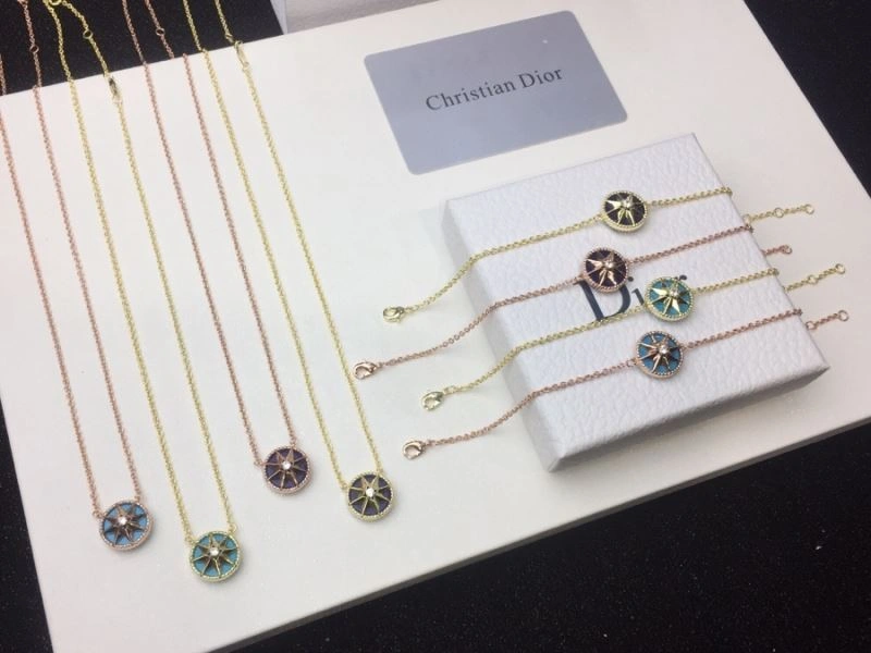 Precise copy Christian Dior Necklaces