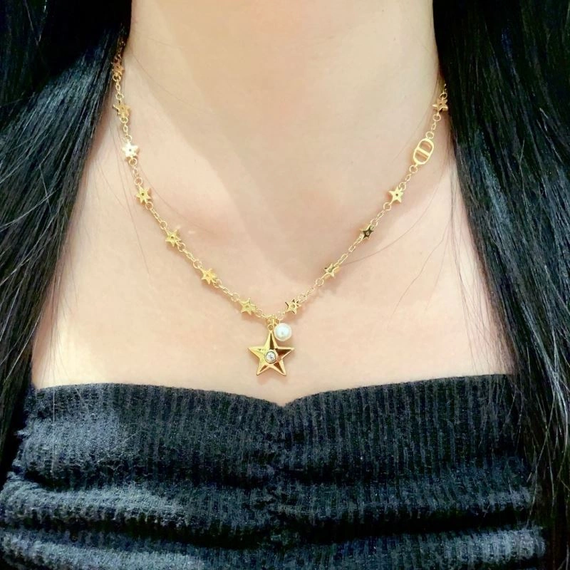 Discounted Christian Dior Necklaces