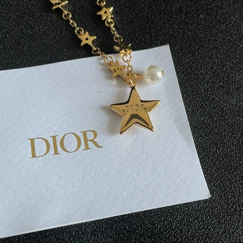 Discounted Christian Dior Necklaces