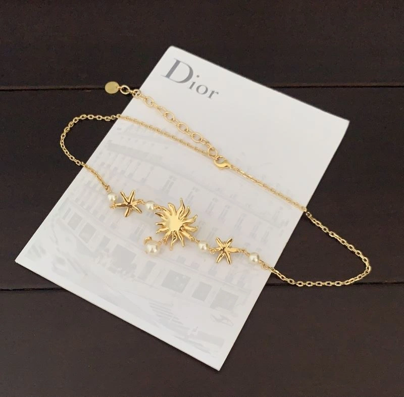 Inexpensive Christian Dior Necklaces