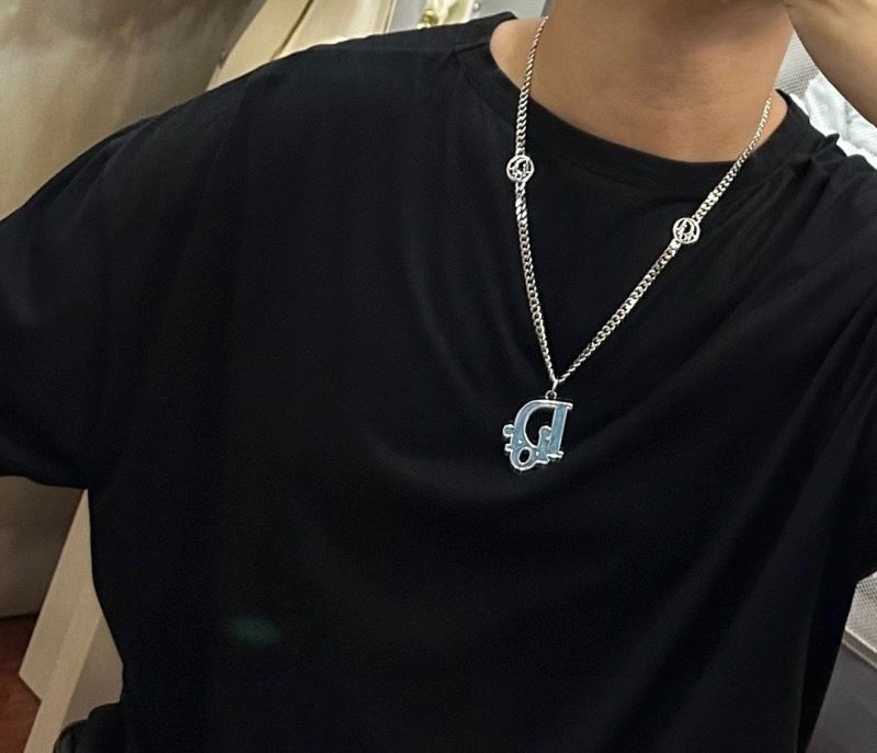 Brand-authenticated Christian Dior Necklaces