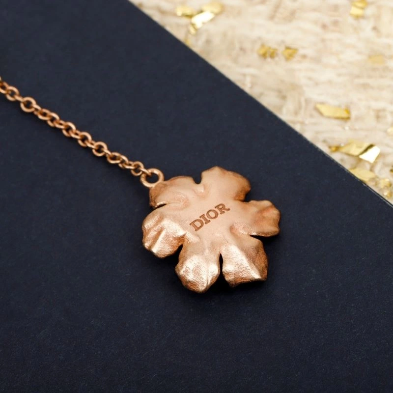 Official Christian Dior Necklaces