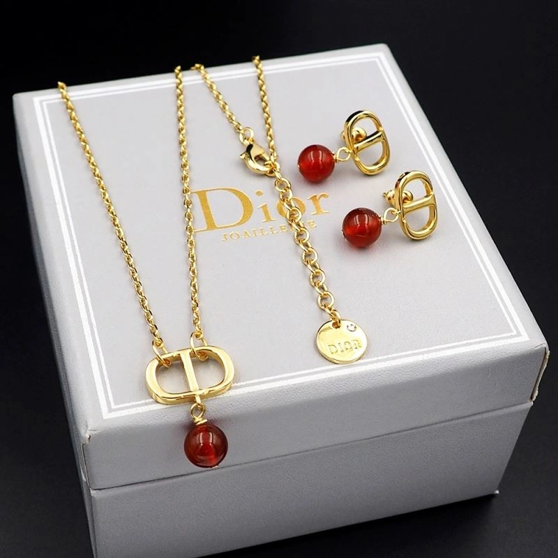 Indistinguishable Christian Dior Necklaces