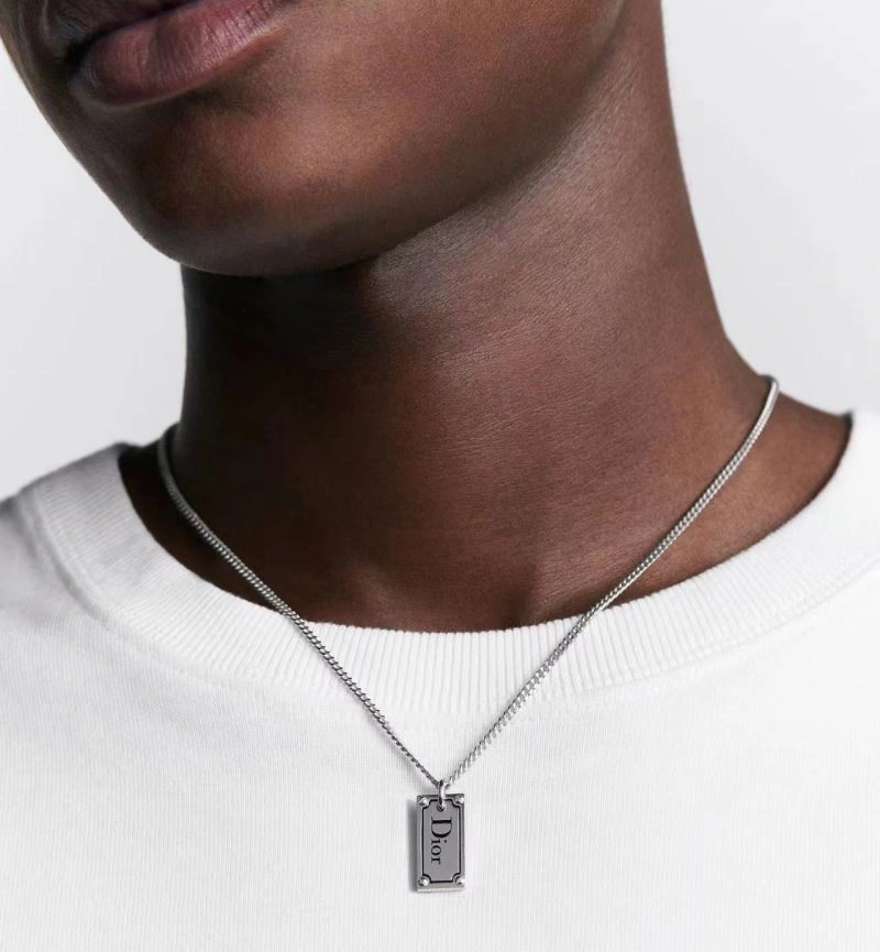 Economical Christian Dior Necklaces