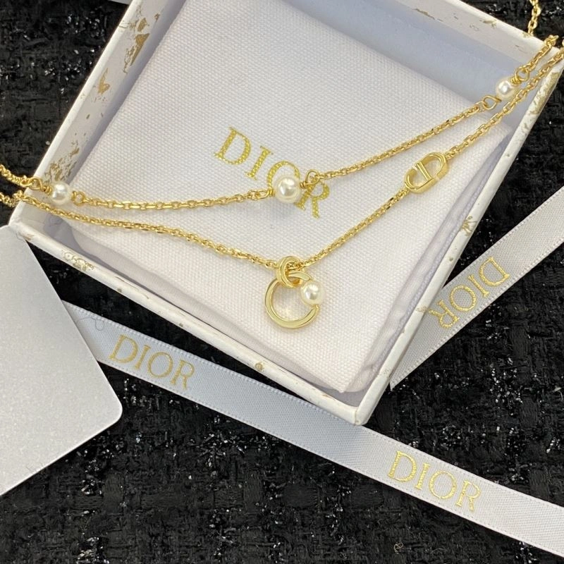 Cut-rate Christian Dior Necklaces