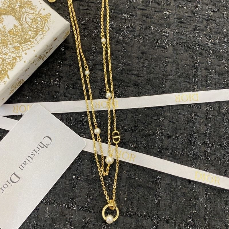 Cut-rate Christian Dior Necklaces