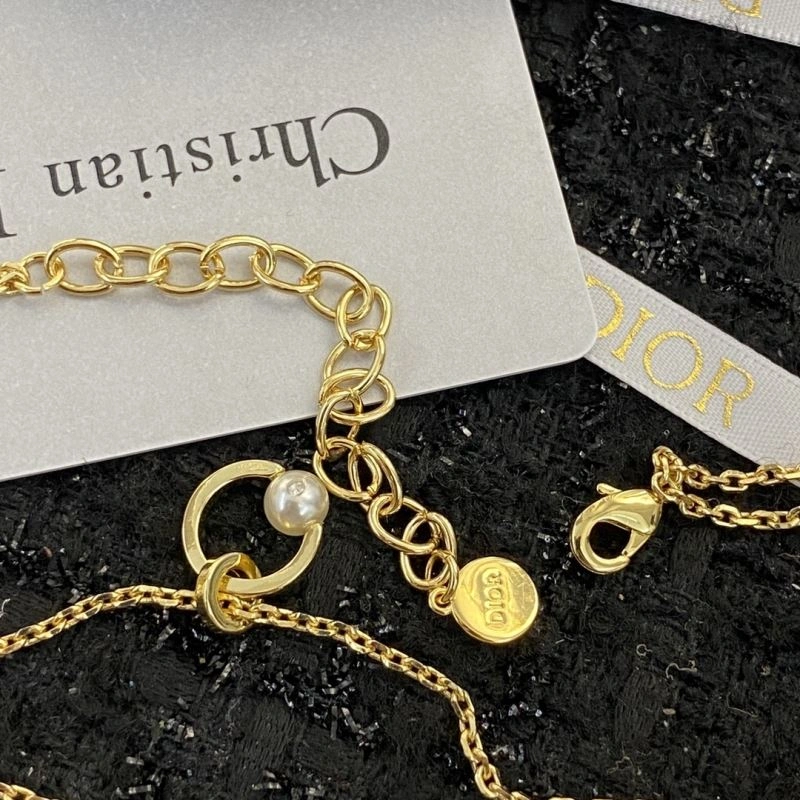 Cut-rate Christian Dior Necklaces