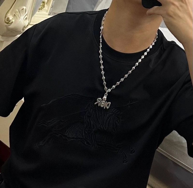 Economical Christian Dior Necklaces