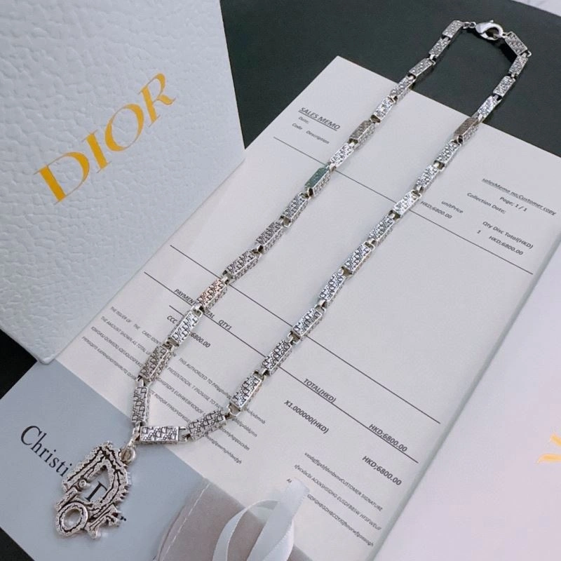 Official Christian Dior Necklaces