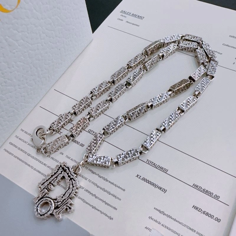 Official Christian Dior Necklaces
