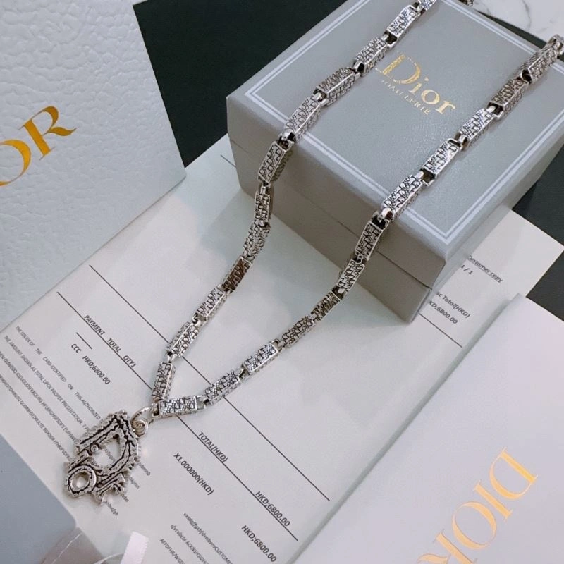 Official Christian Dior Necklaces