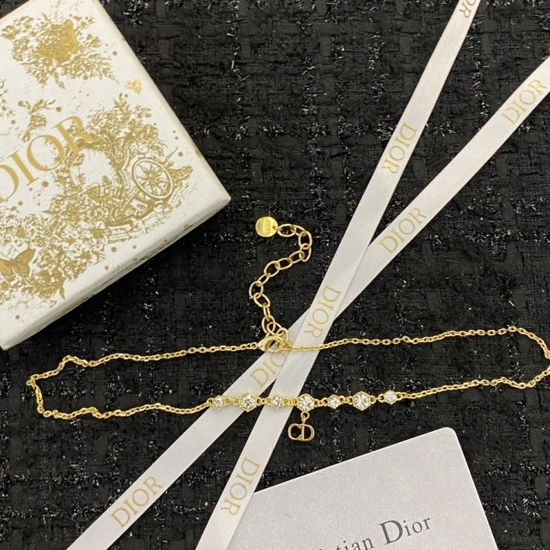 Factory-made Christian Dior Necklaces